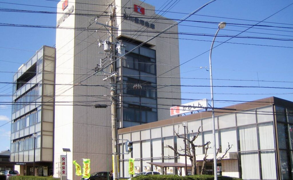 女子高生の一言で預金者たちがパニック！豊川信用金庫事件で起きた取り付け騒ぎ